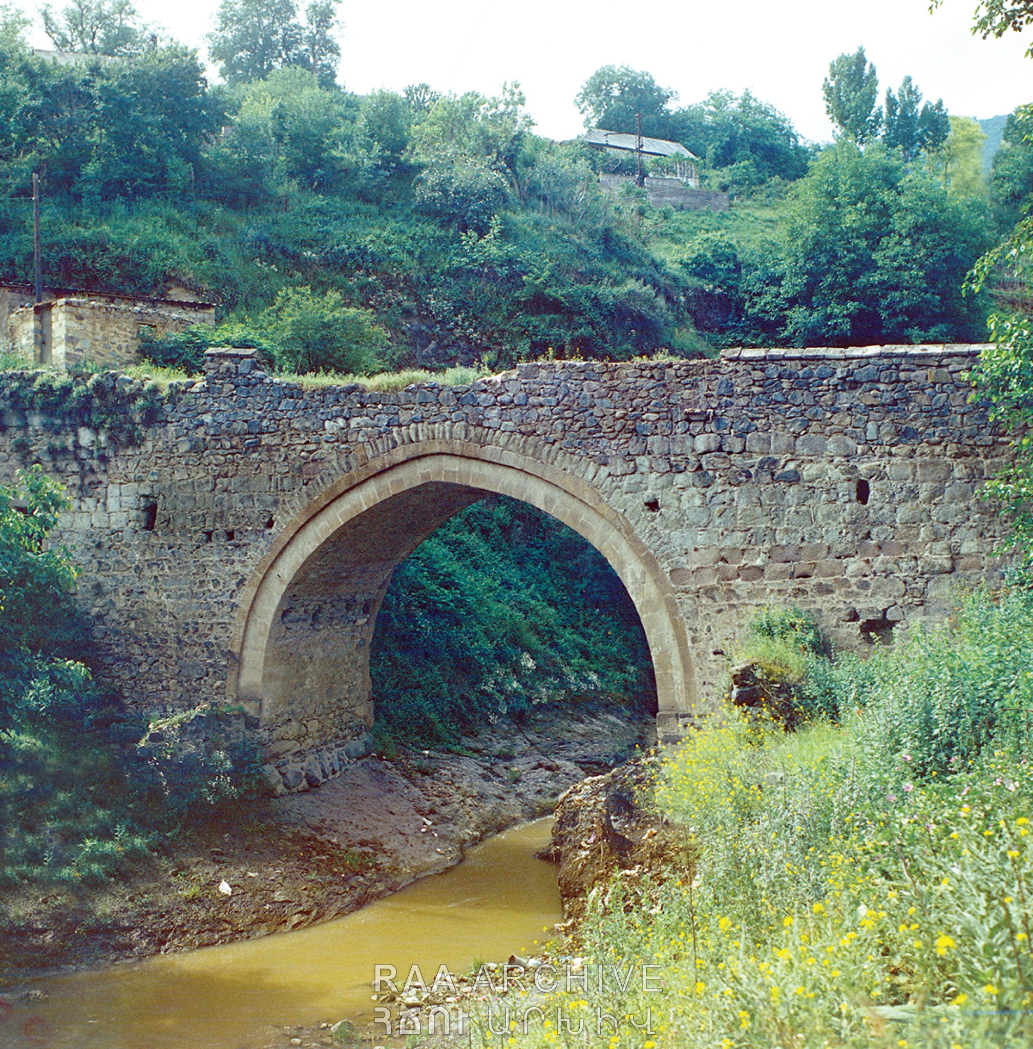 Metz Bridge :: ARTSAKH HISTORICAL MONUMENTS
