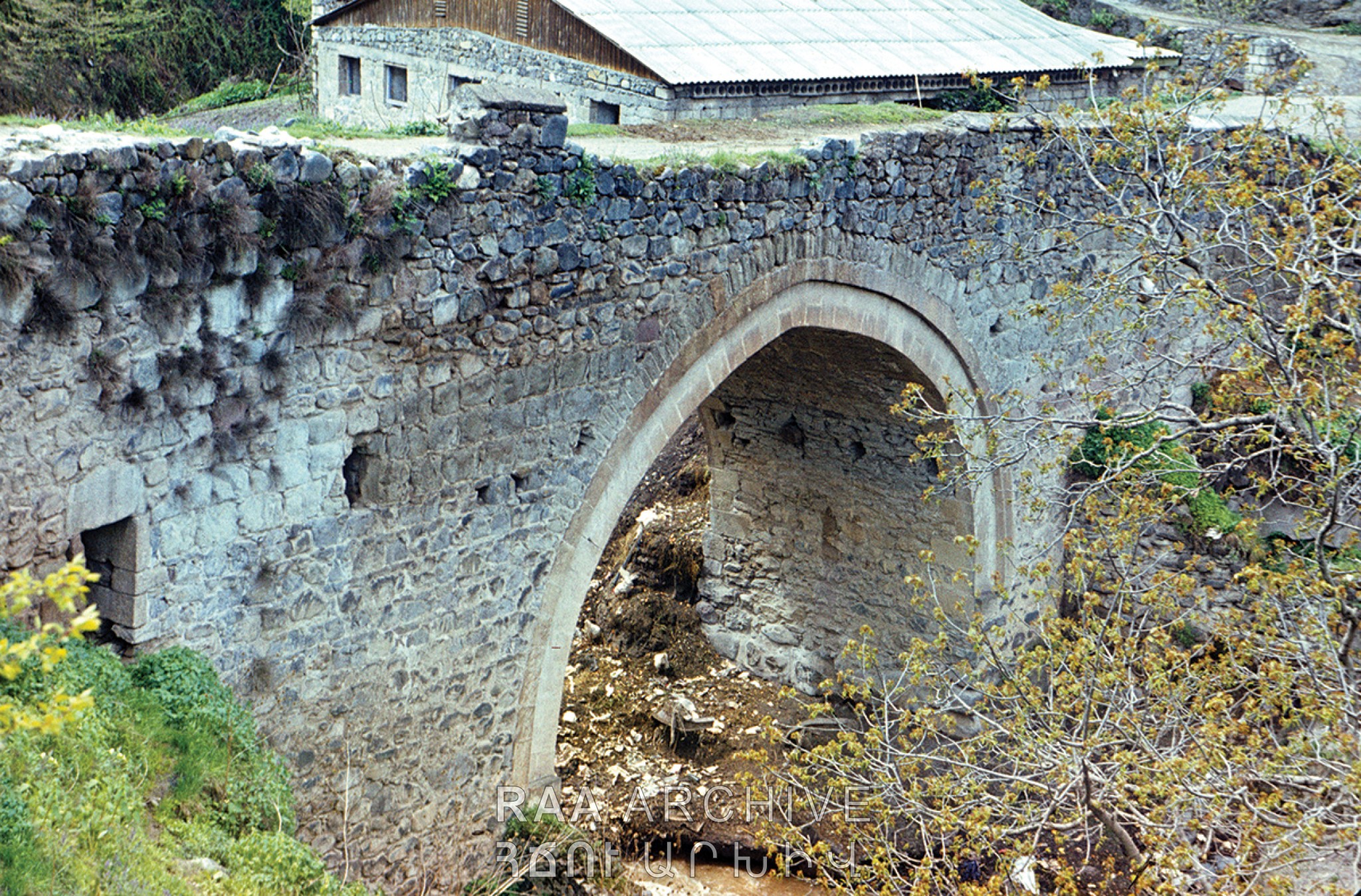 Metz Bridge :: ARTSAKH HISTORICAL MONUMENTS
